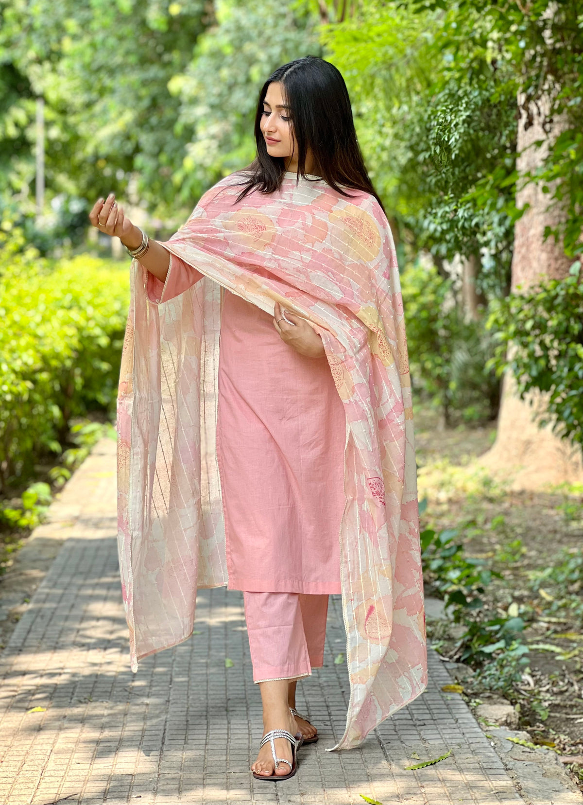 Pink hand painted cotton set – The Hemming Bird